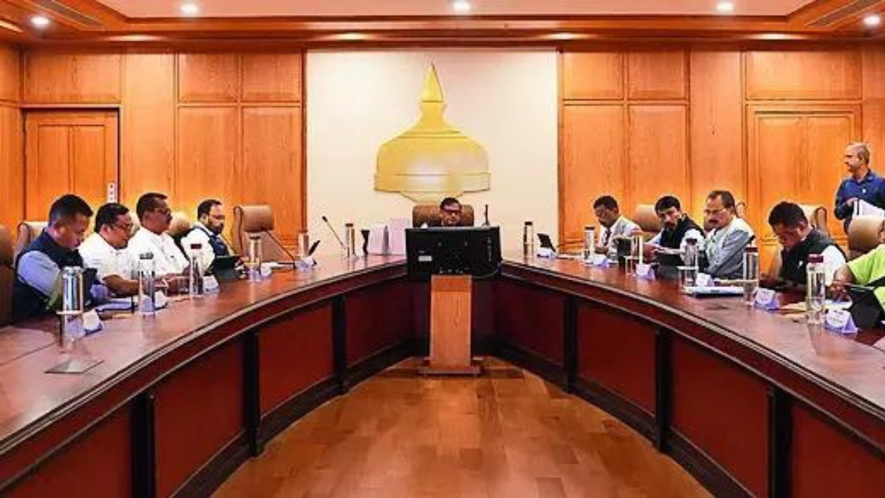 Assam cabinet approves bill to ban polygamy: Proposal includes up to 7 ...