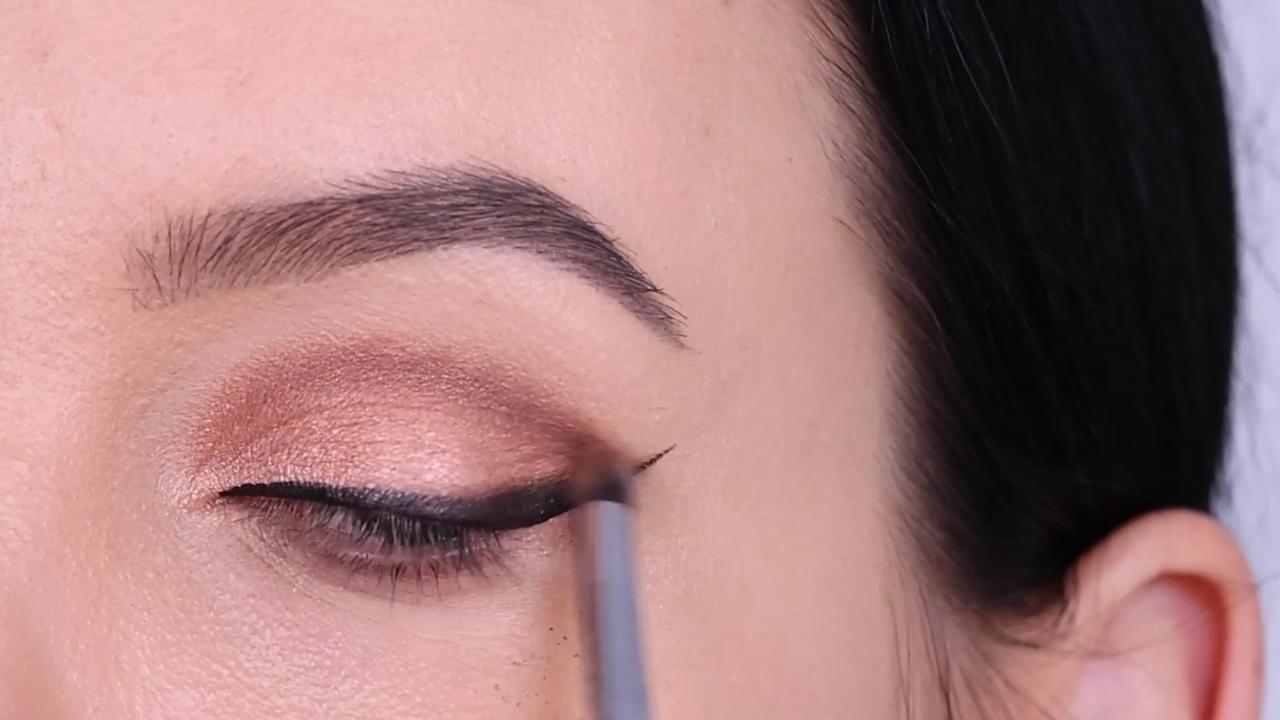 Easy Soft Glam Eye Makeup Look | Soft Glitter Eye Look