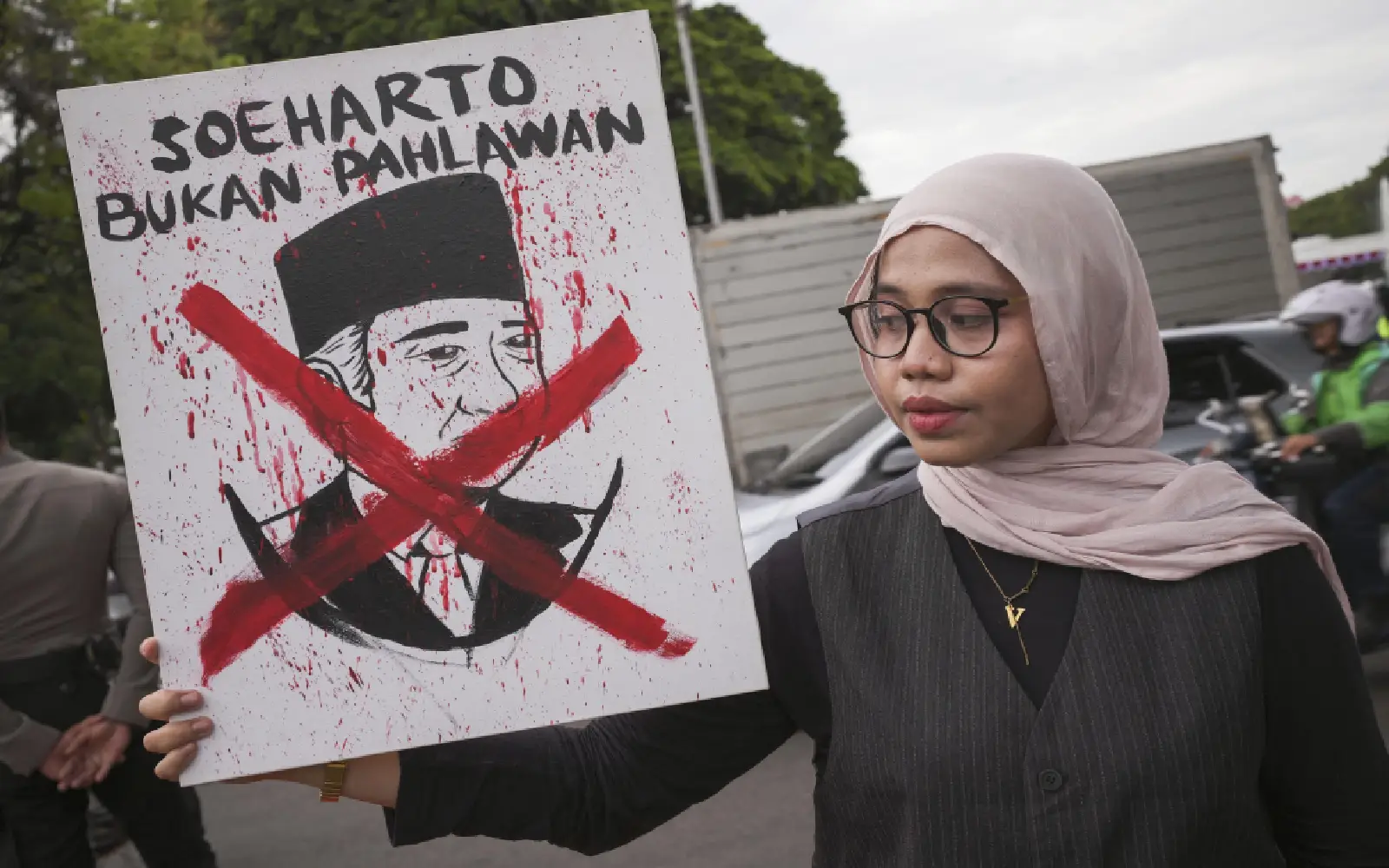 Indonesia set to grant national hero status to late strongman President ...