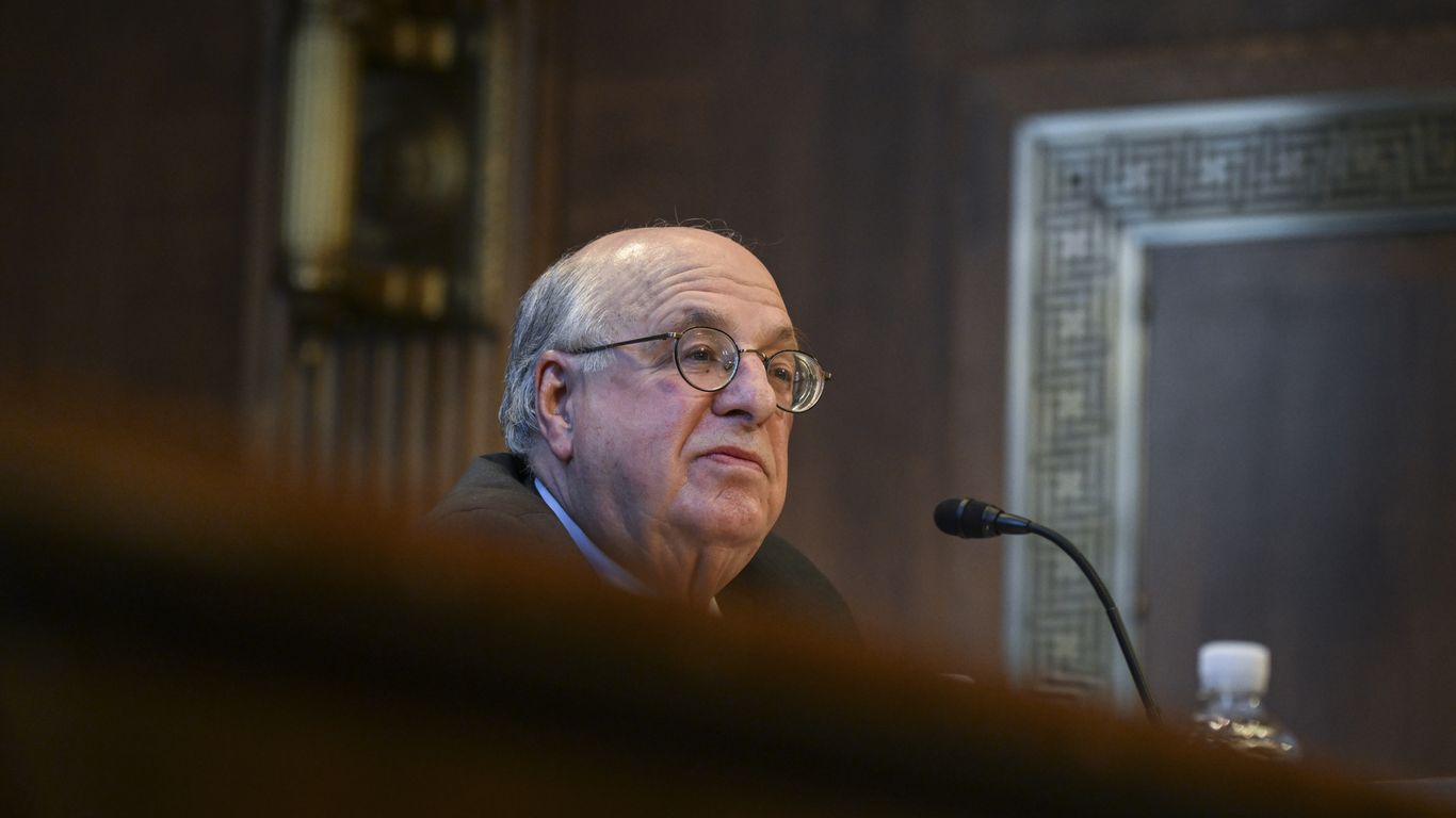 Reagan-era judge accuses Trump White House of "assault on the rule of law"
