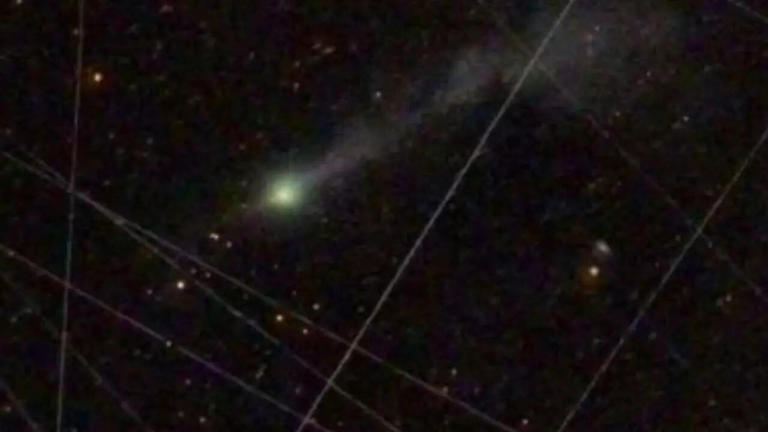 3I/ATLAS’ new image revealed! Giant core, strange sunward jets, twin anti-tails, and unseen ...