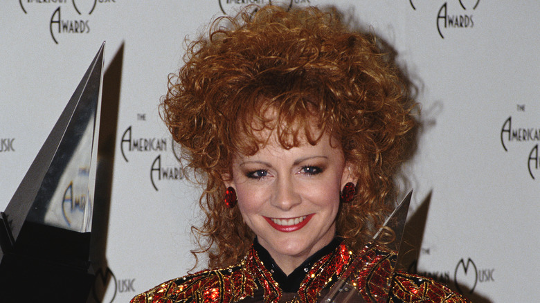 Reba McEntire's Worst Hair Transformations: From Her Sitcom To The Voice