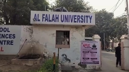 Who is Muzammil Shakil? J&K doctor held with ammonium nitrate near Delhi in big operation