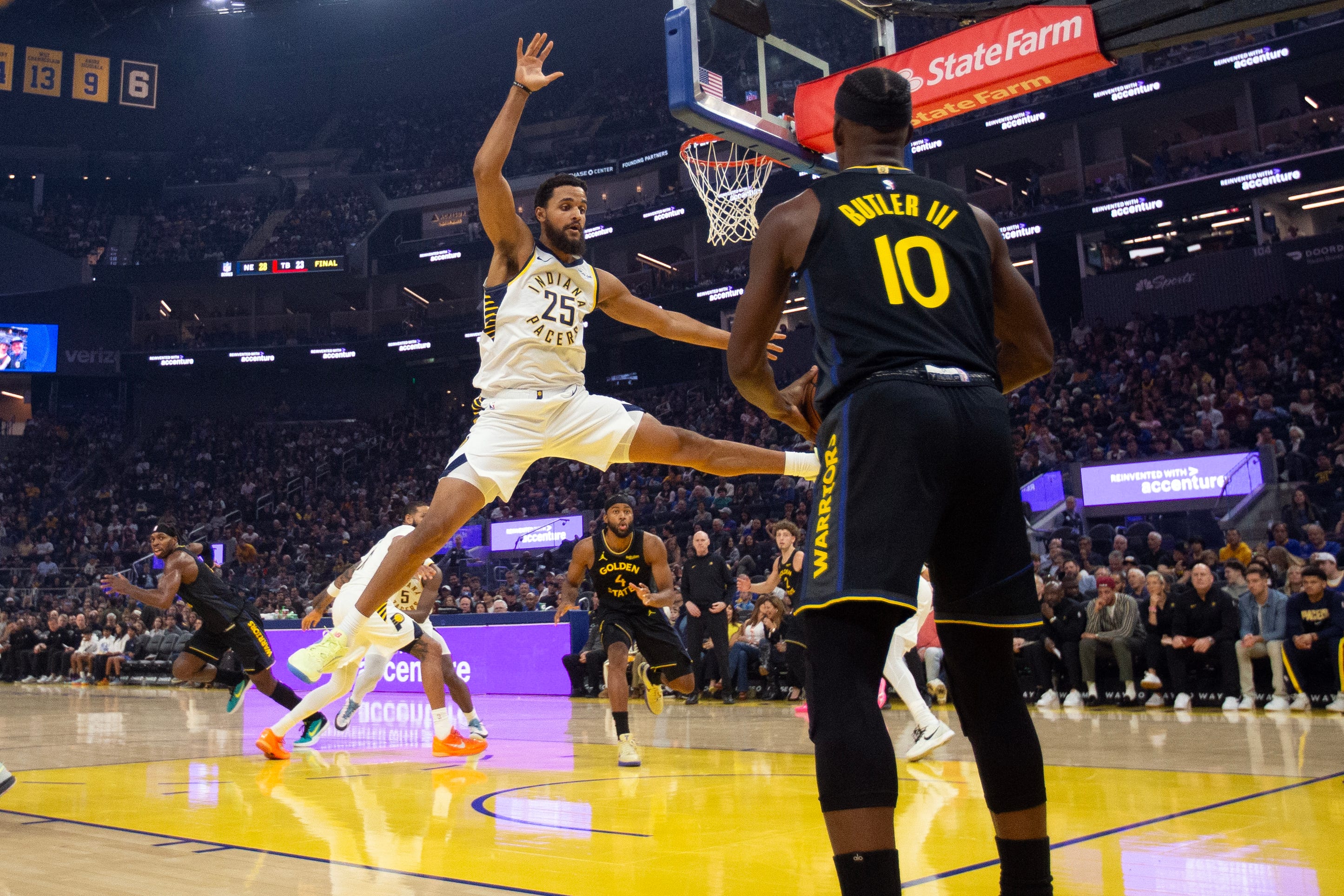 Warriors pull away from short-handed Pacers on way to 114-83 win