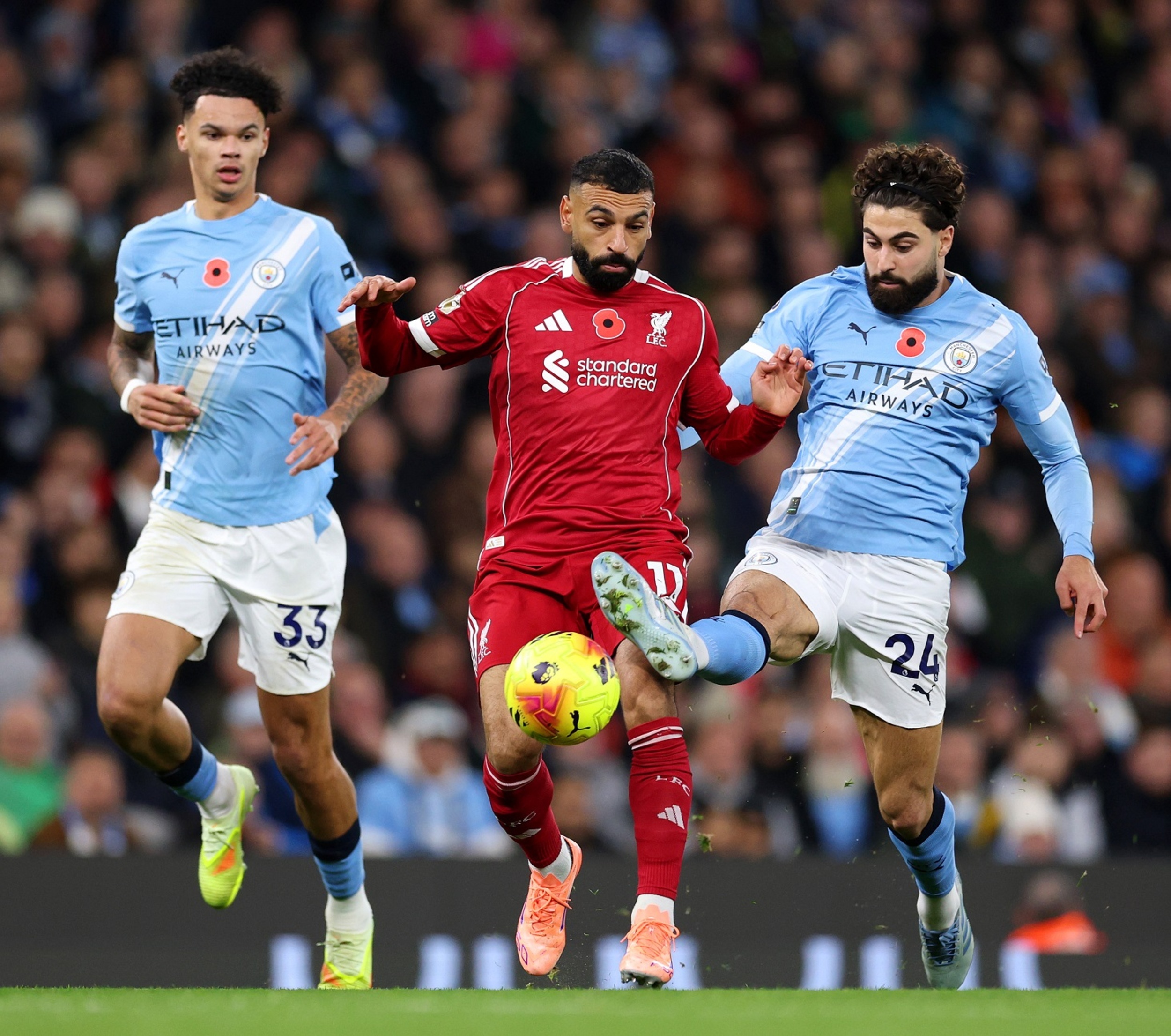 Manchester City star halts renewal talks due to Real Madrid interest