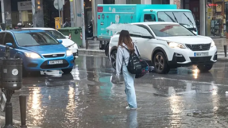 Έκτακτο δελτίο επιδείνωσης καιρού: Ισχυρά φαινόμενα σε όλη τη Δυτική ...