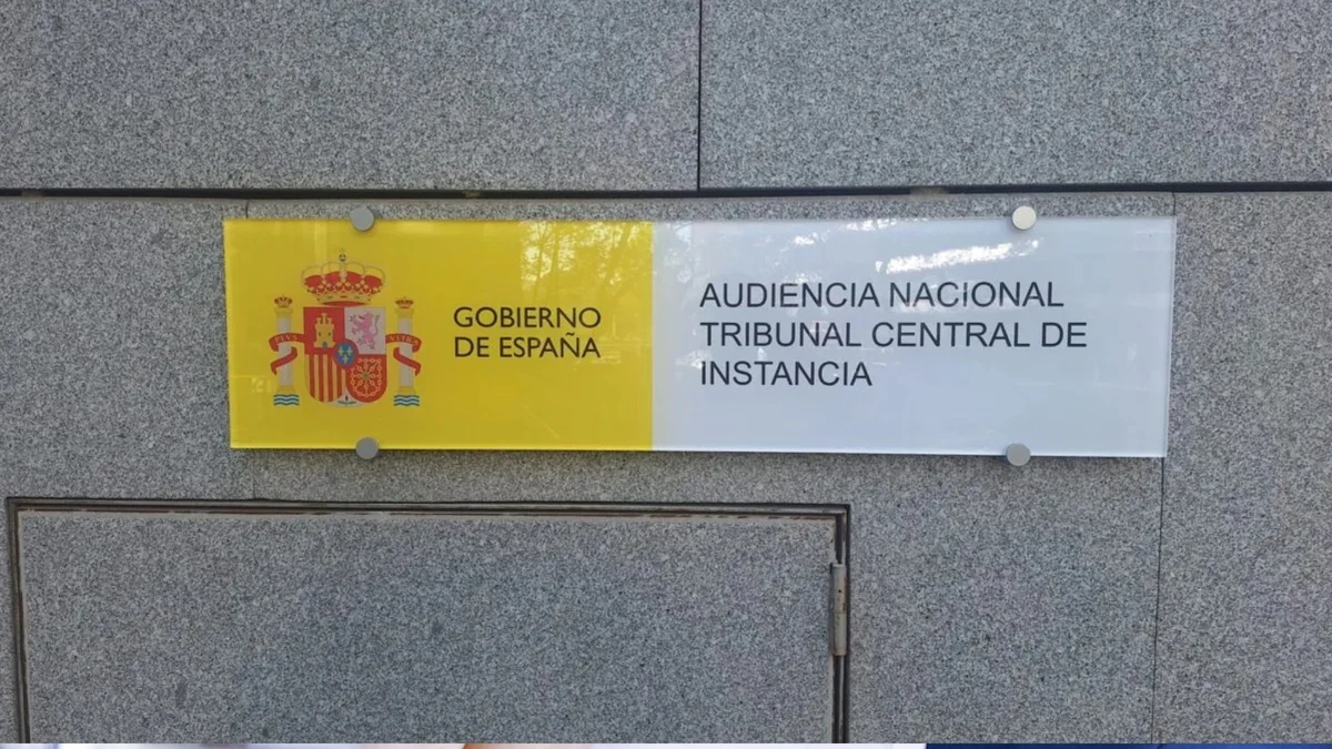 Jueces piden la retirada de los nuevos carteles del Gobierno de los ...
