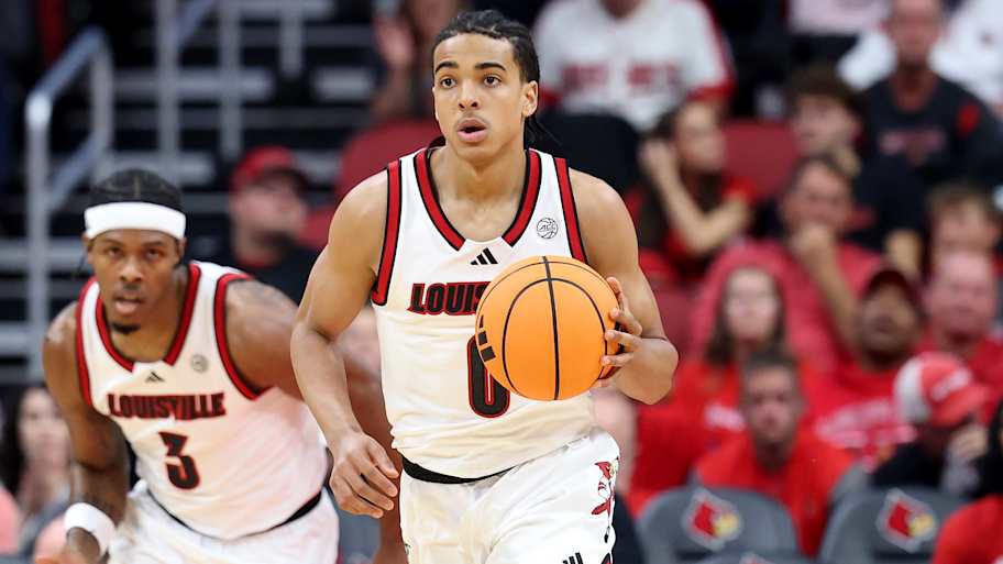 Louisville basketball vs Kentucky early odds and a prediction