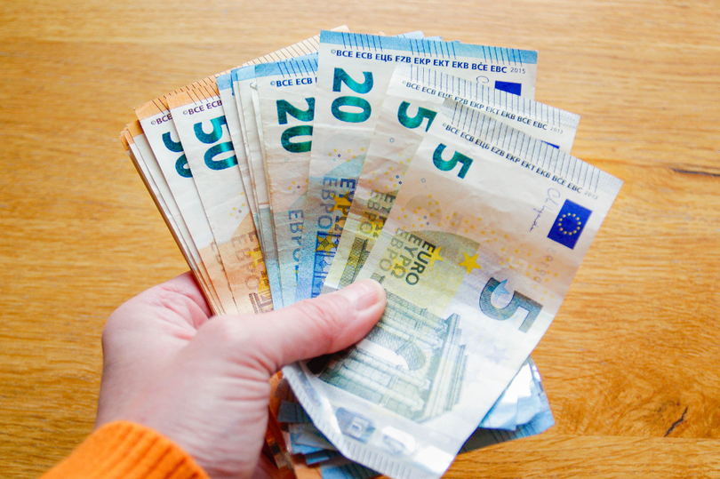 All February social welfare changes including €300 payment being extended