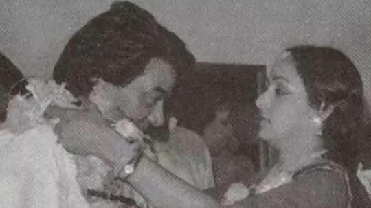 Dharmendra Converted To Islam To Marry Hema Malini: The Complete Story Of Their Secret Nikah And ...