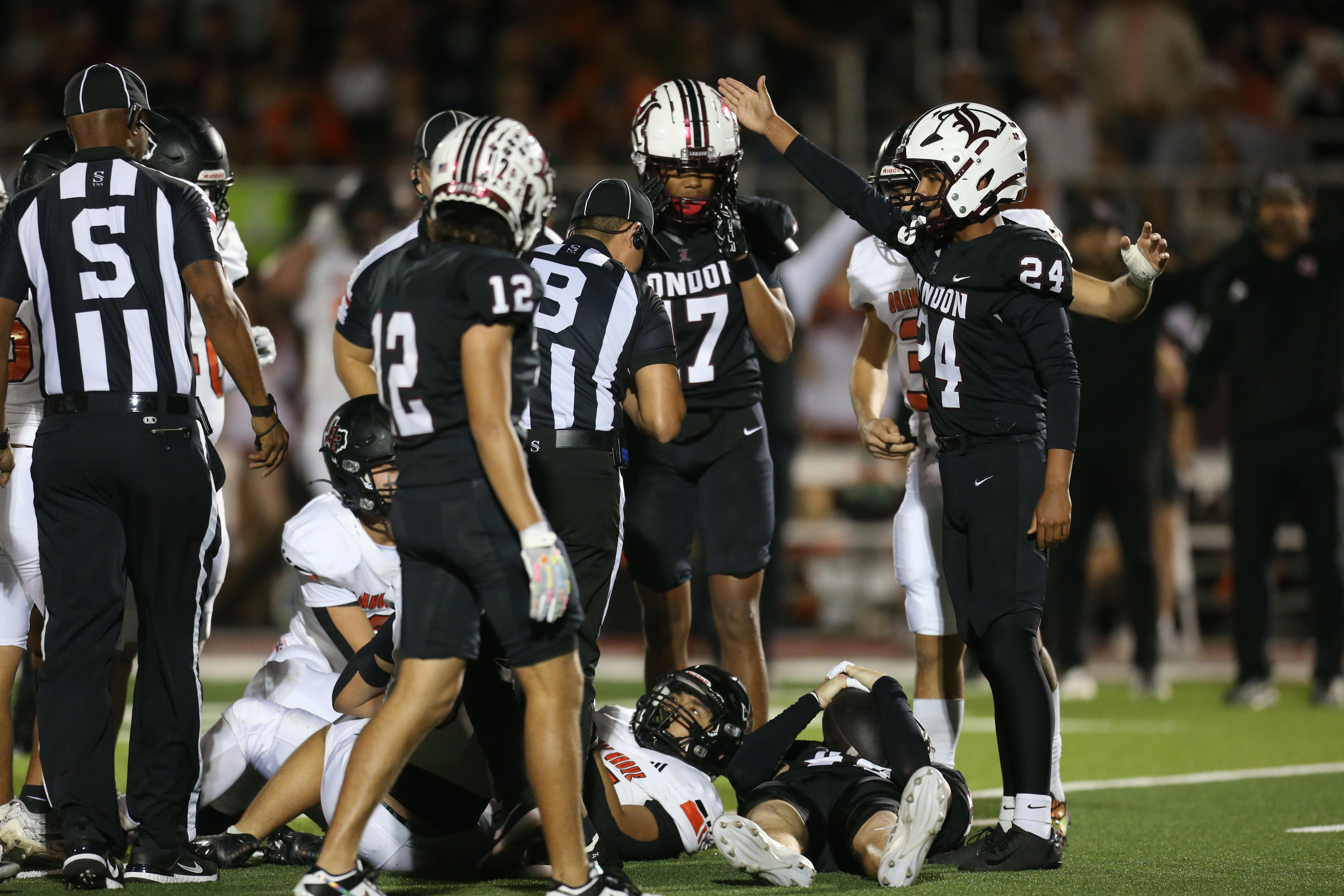 Corpus Christi high school football scores, live updates of UIL bi ...