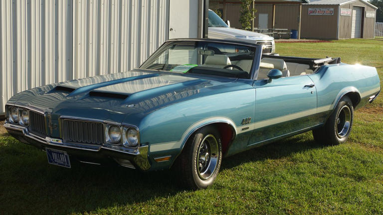 Oldsmobile’s 1970 442 W-30 backed its name with serious big-block ...