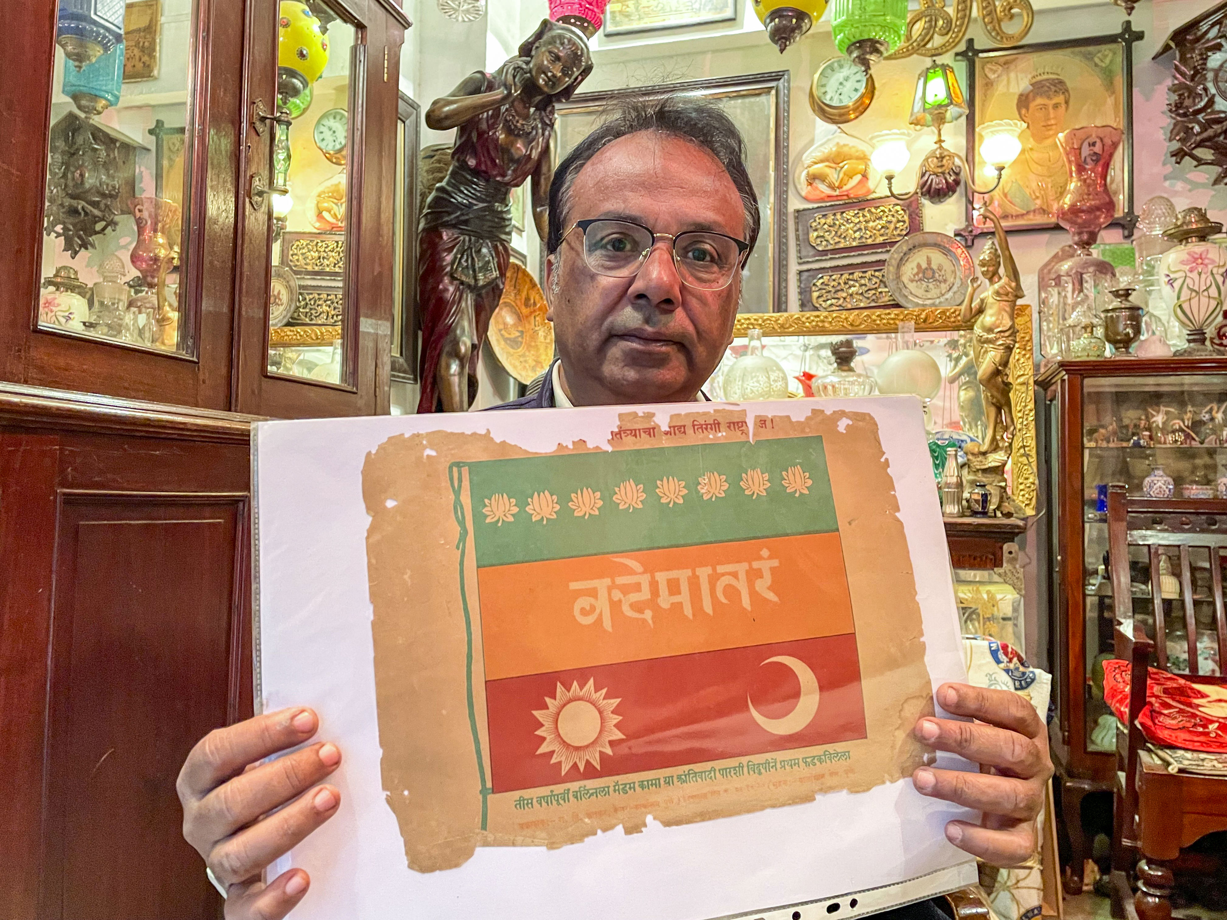 Vande Mataram at 150: Indore collector’s rare treasures trace national ...