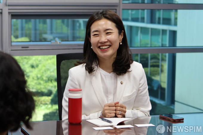 野 김소희 "장관 COP30 일정 맞춘 2035 NDC 독단 결정…국가 전략이 출장 일정에 종속"