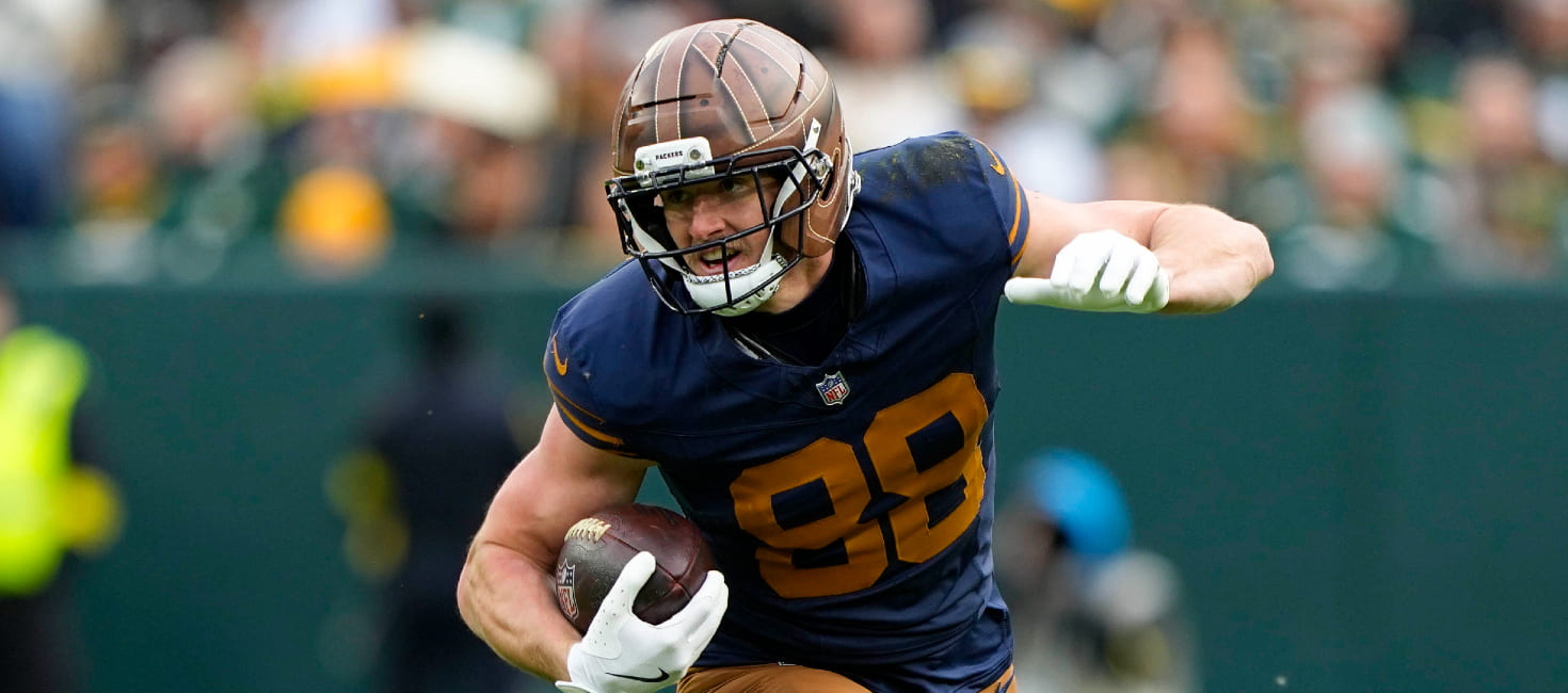 NFL Monday Night Football Picks & Player Props: Eagles vs. Packers