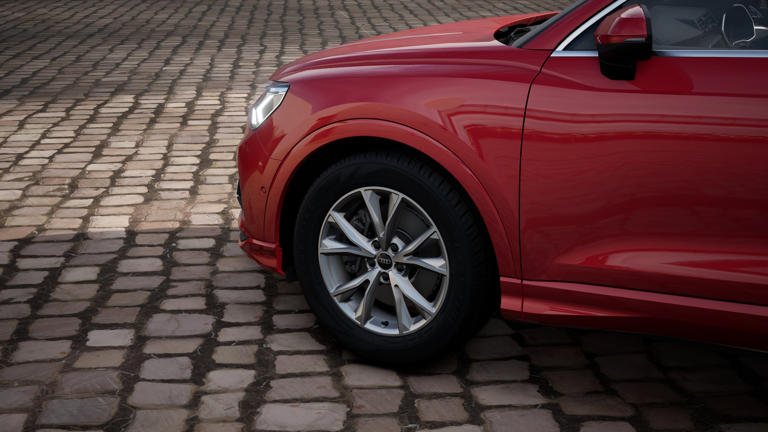 Audi introduces Signature Line editions for Q3 and Q5