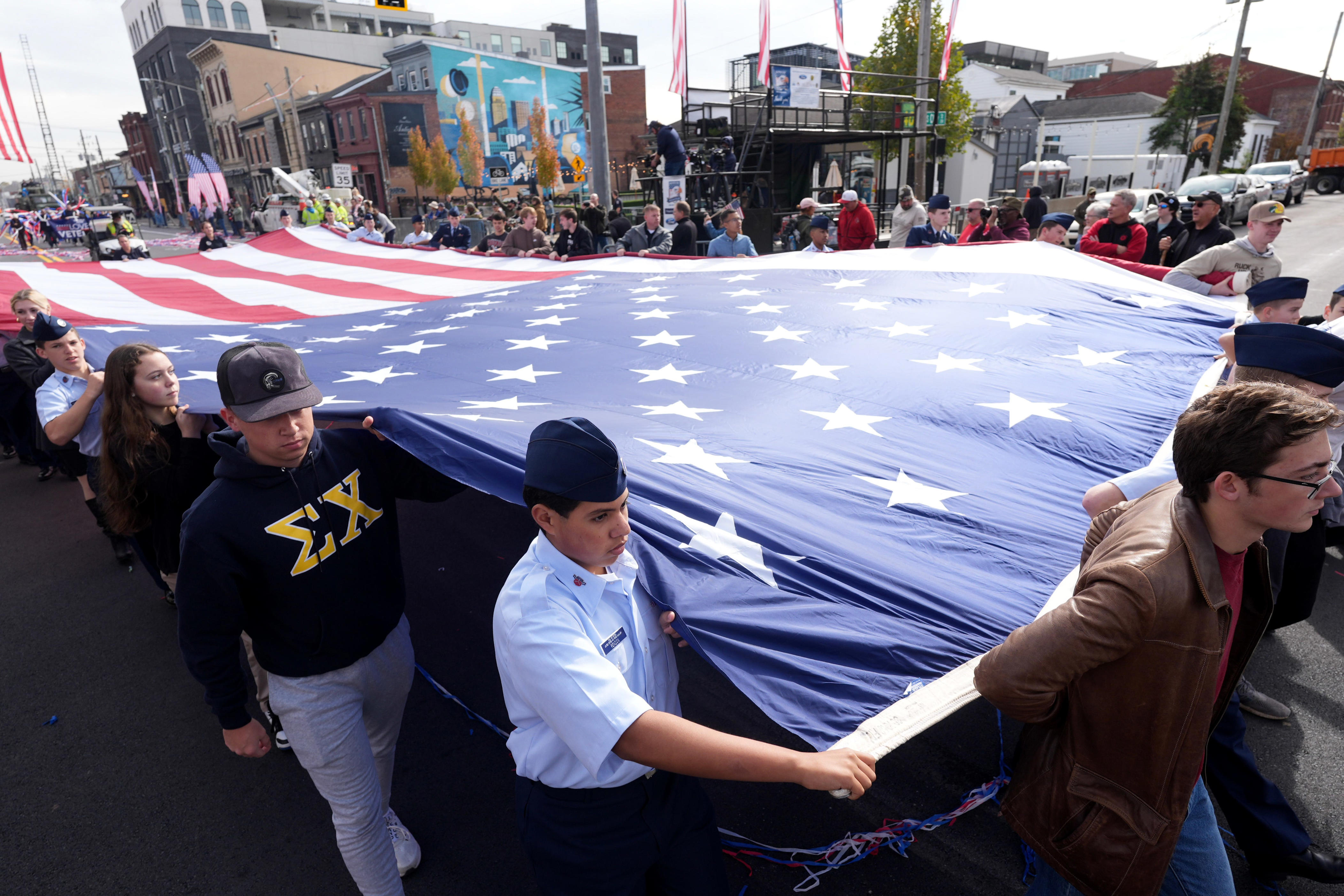 Veterans Day 2025 is coming. Here's what's closed, deals and more in ...