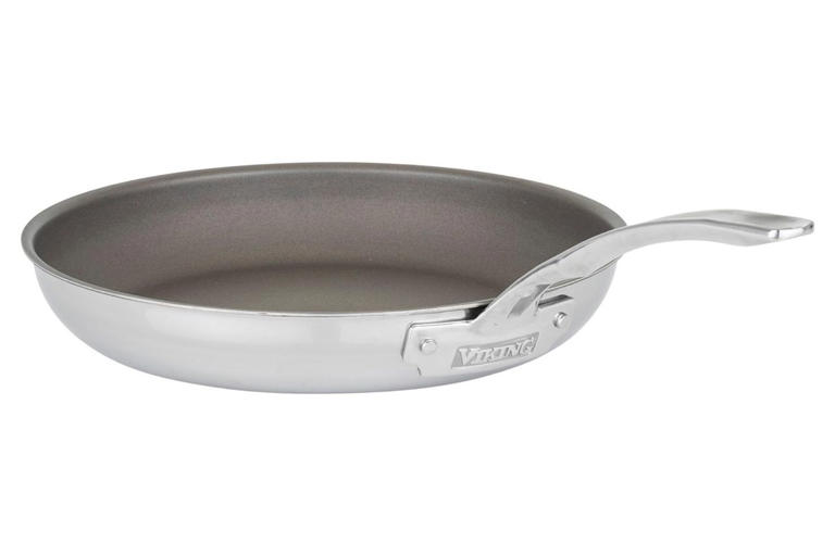 Viking’s revolutionary new pan fixed the most annoying thing about ...