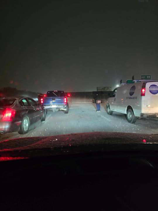 Multiple interstate crashes reported around Indianapolis