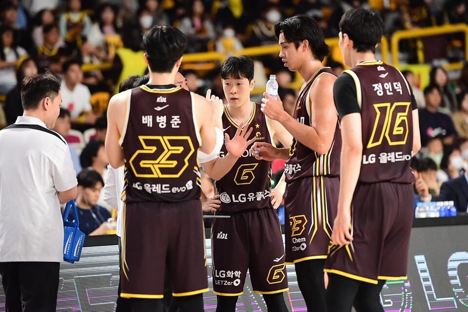 '유기상 결장' 프로농구 LG, 허훈 돌아온 KCC에 83-61 승… 공동 1위 도약