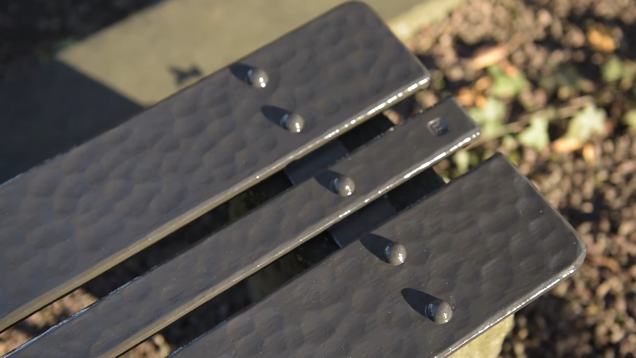 How I forged a beautiful bench seat from raw steel