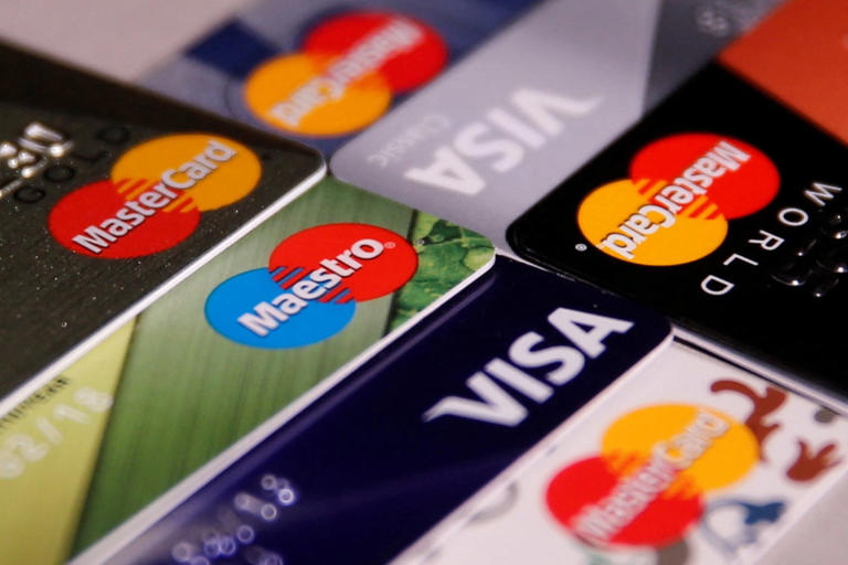 Visa, Mastercard Reach Settlement With Merchants to Lower Fees
