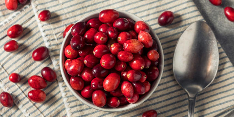 I Cook For A Living & I'm BEGGING You To Wash Your Cranberries