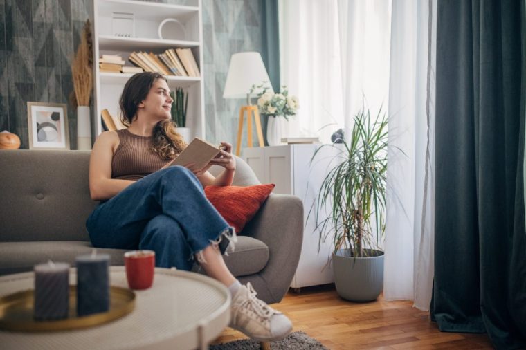 How crossing your legs is ruining your health (and it’s not just your ...