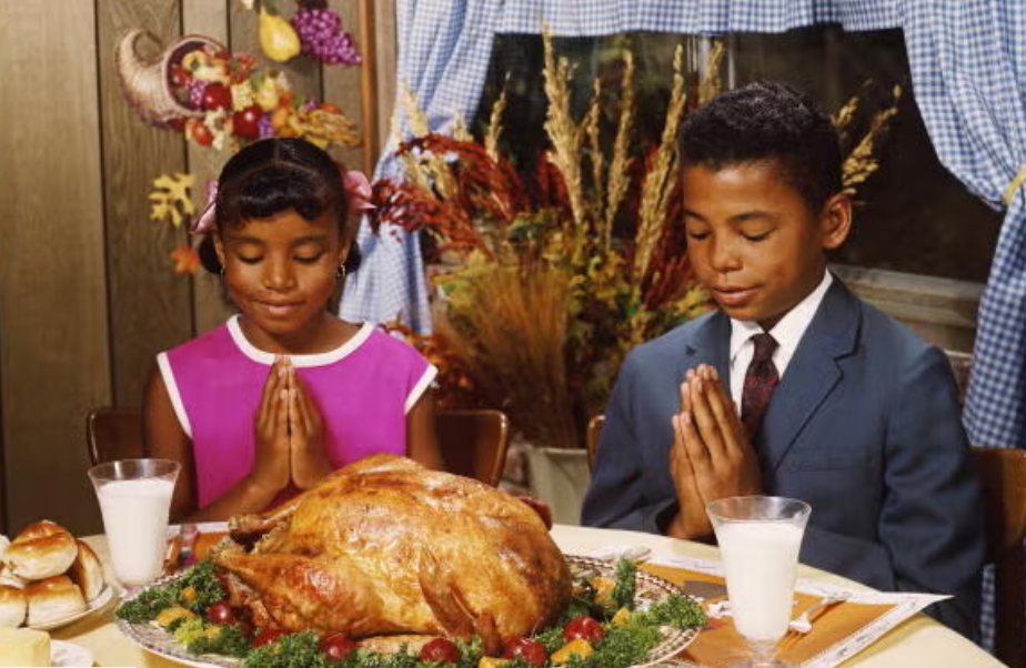 30 Nostalgic Thanksgiving Memories from the ’70s and ’80s”