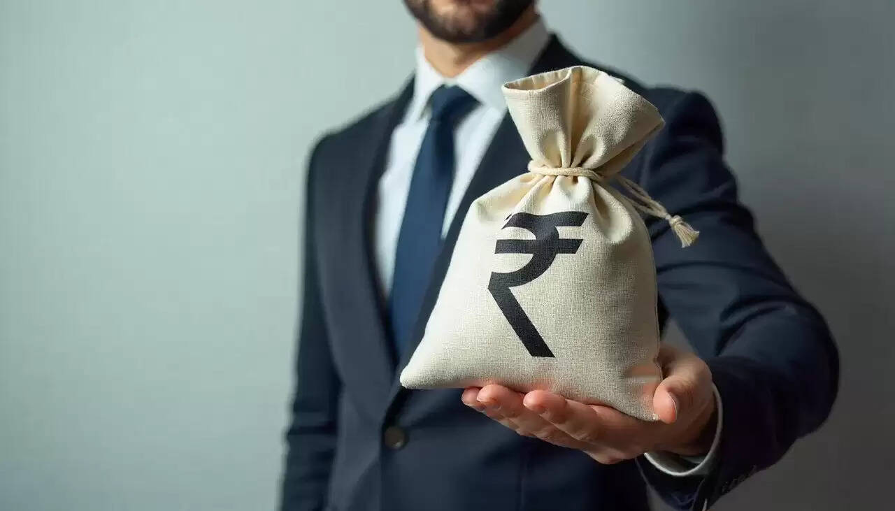 Gratuity Tax Rules Explained: How It’s Calculated, Taxable Amount, and ...