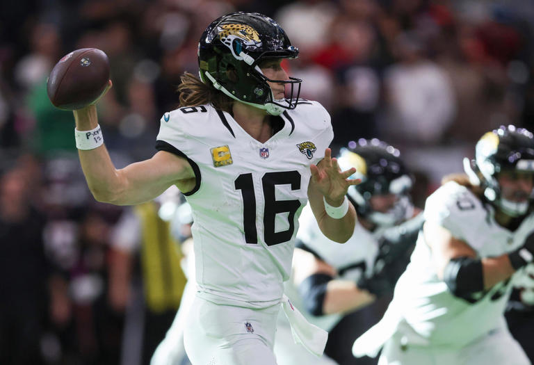 Jaguars vs. Chargers Week 11 betting odds, moneyline, over/under