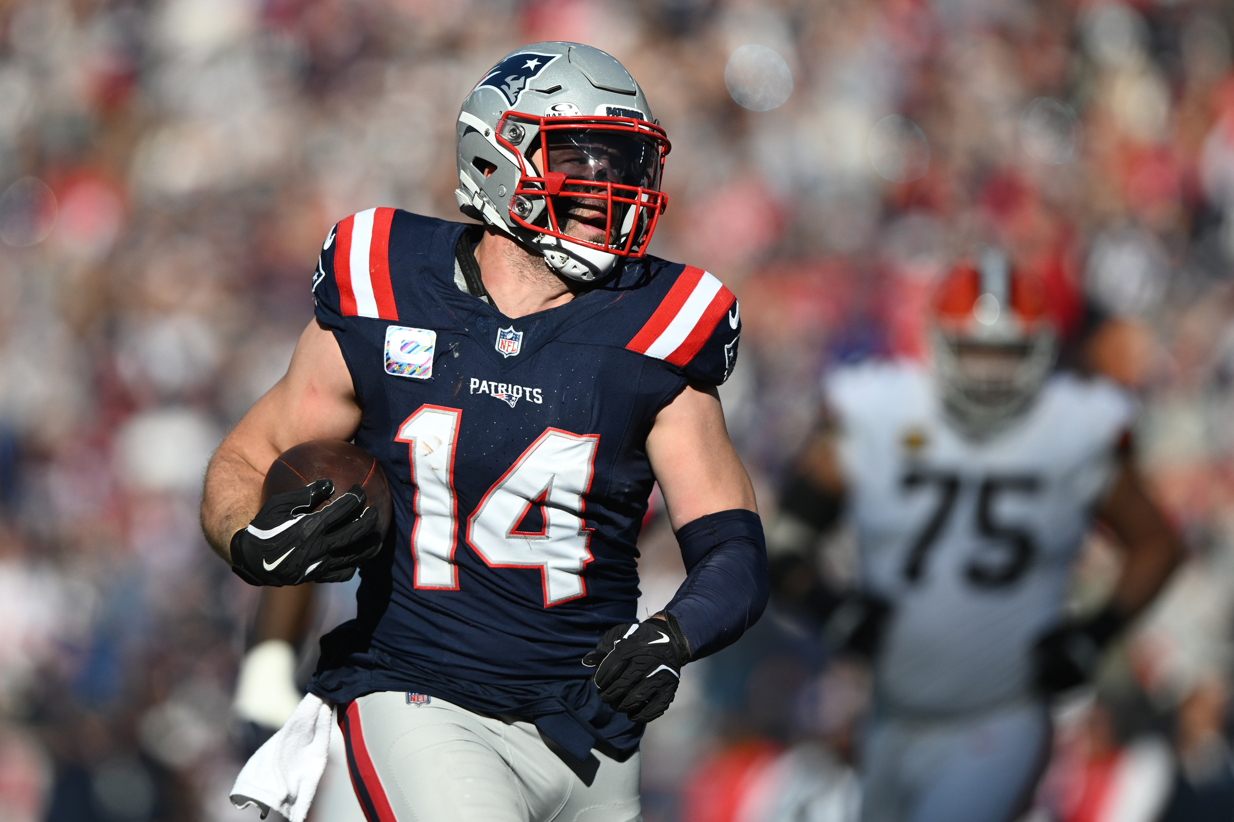 Patriots' Robert Spillane praises 'leader' Drake Maye after win over ...
