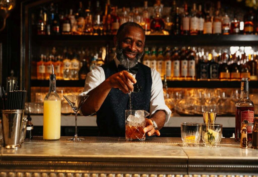 Finding the Chicago locals know and visitors rarely see