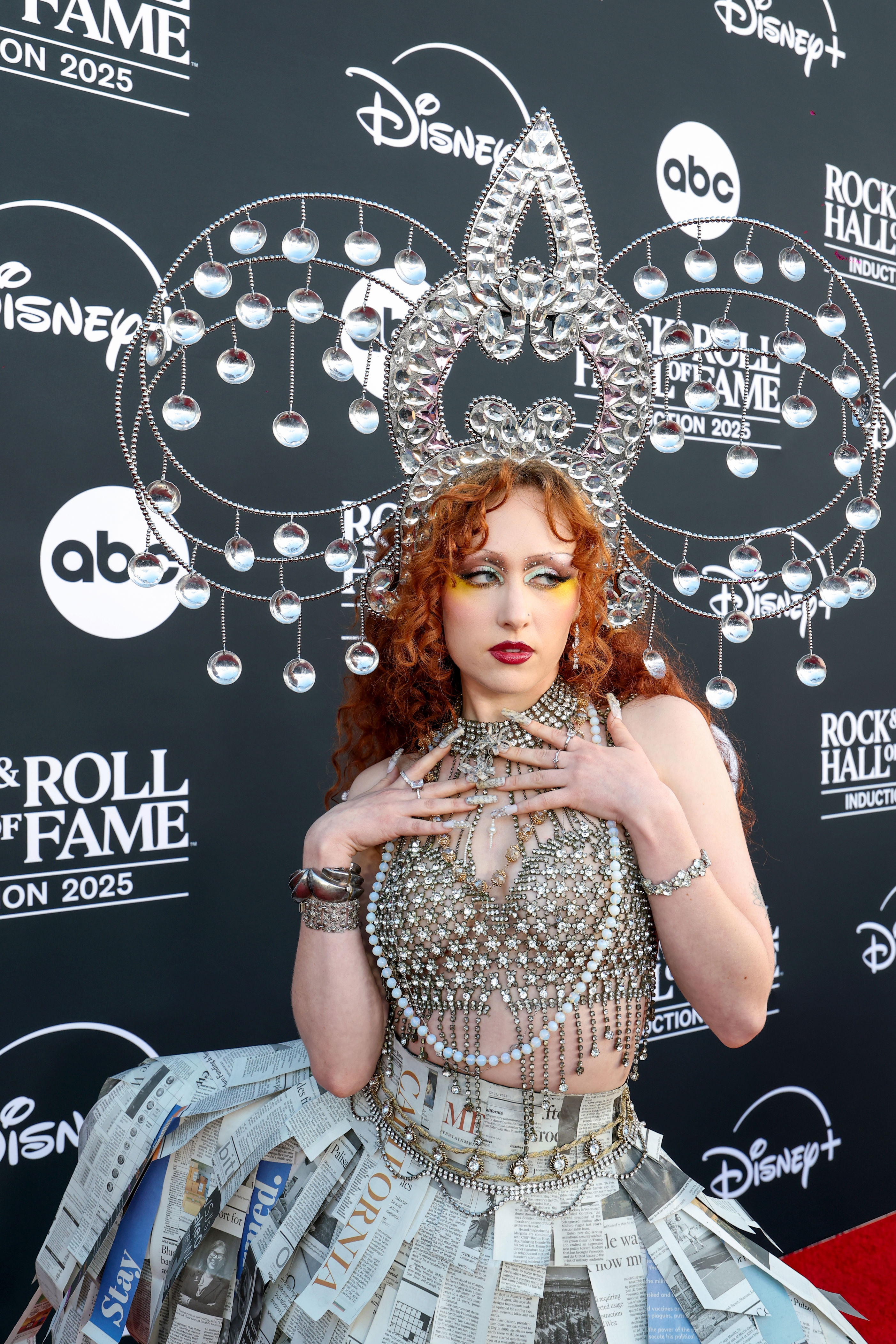 Chappell Roan pays tribute to Cyndi Lauper in crystals and shredded ...