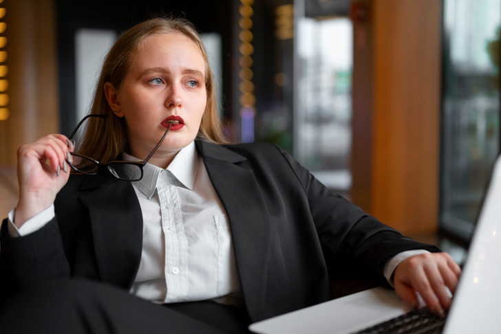 13 Awkward Work Situations That Ended With a Thrilling Twist