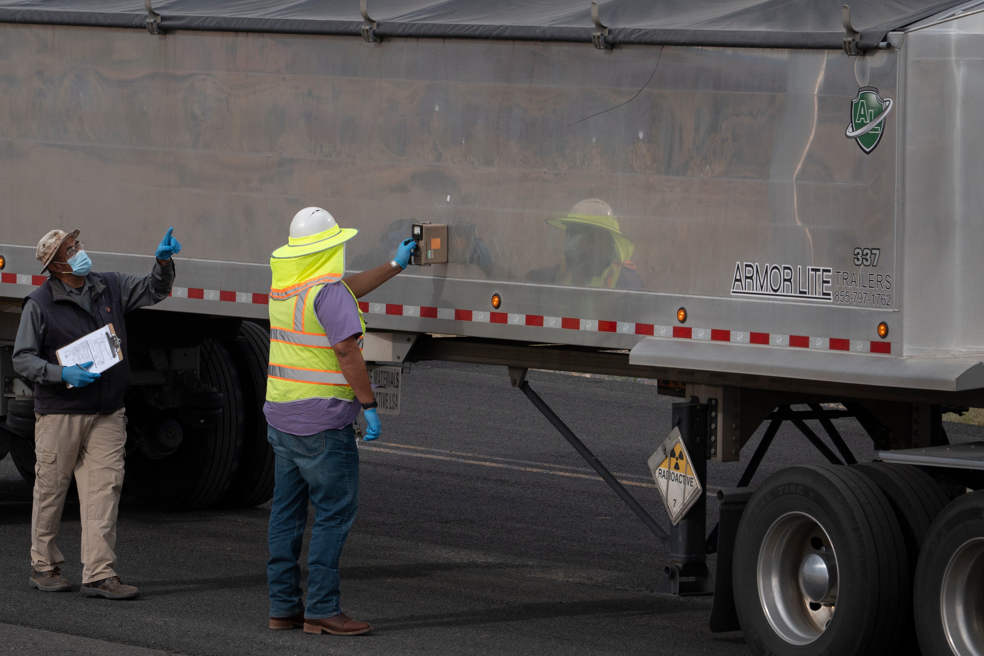Navajo leaders seek answers about uranium transport accident