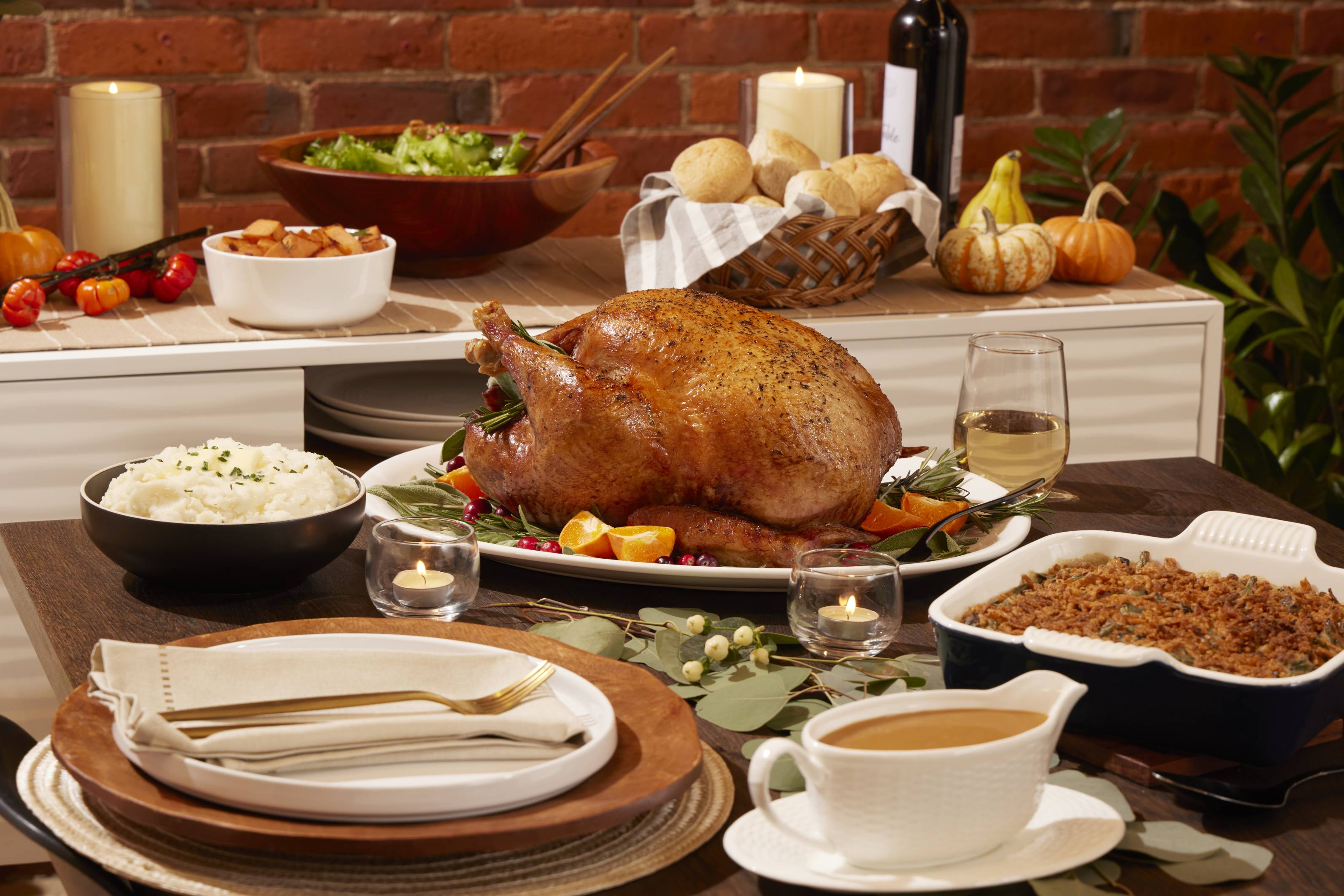 Target offers Thanksgiving meal deal for under $20. What it includes