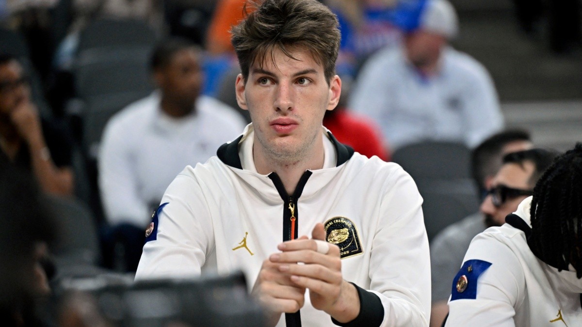 NCAA: Olivier Rioux from Florida Gators Becomes the Tallest College ...