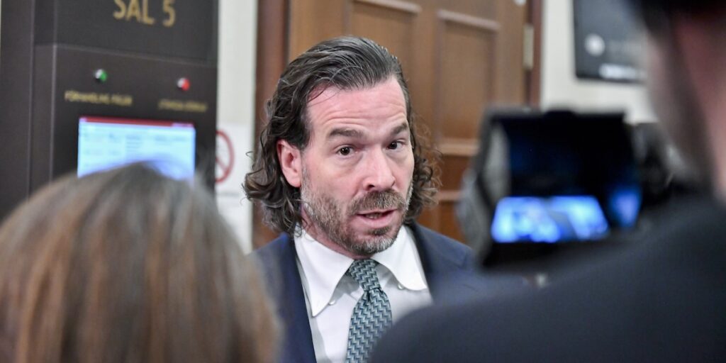 Engelbert anlitar amerikanska rapparens stjärnadvokat