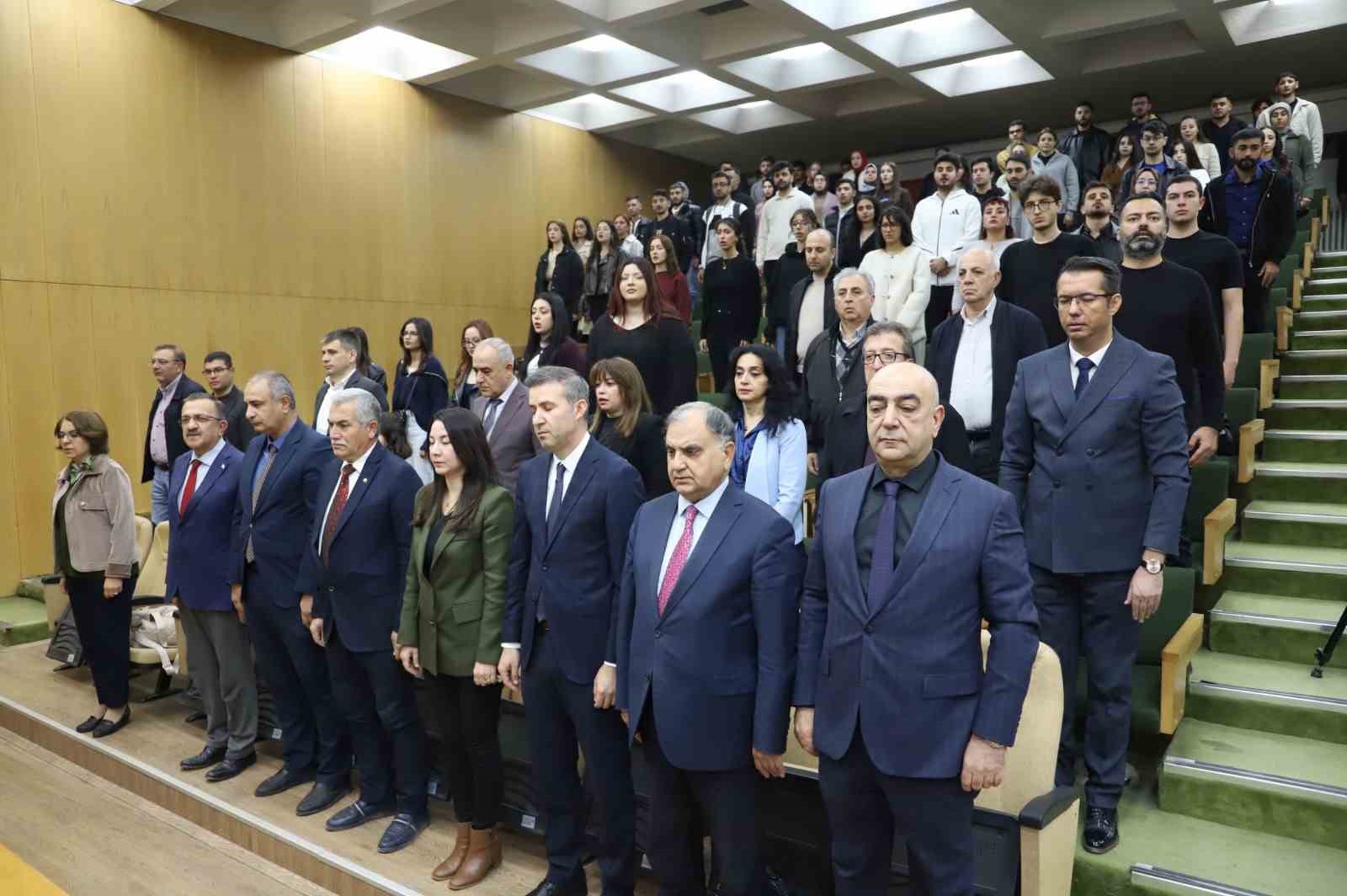 FÜ’de "Atatürk’ün İleri Görüşlülüğü" konferansı