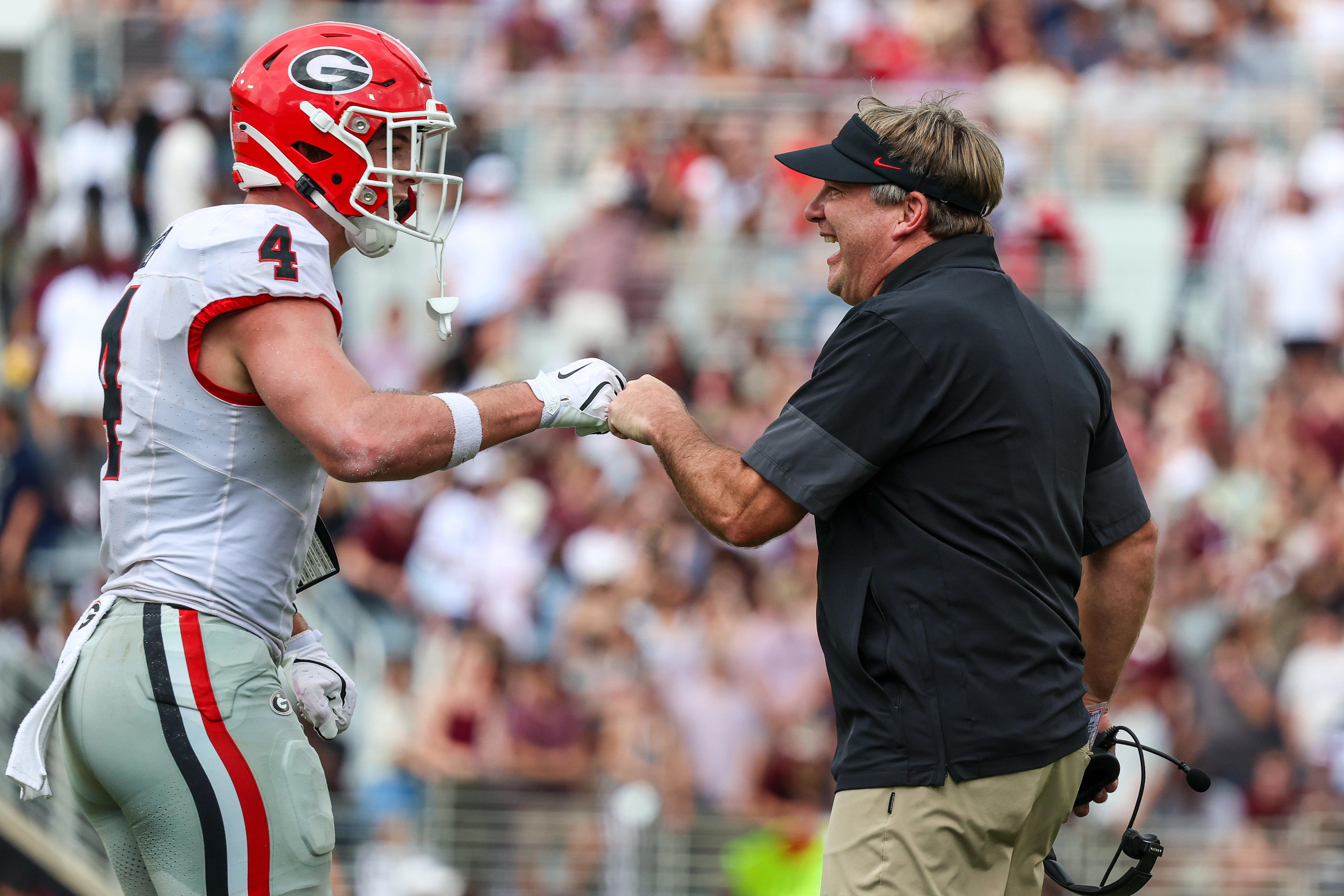 TV, commentators for Georgia football vs. Charlotte