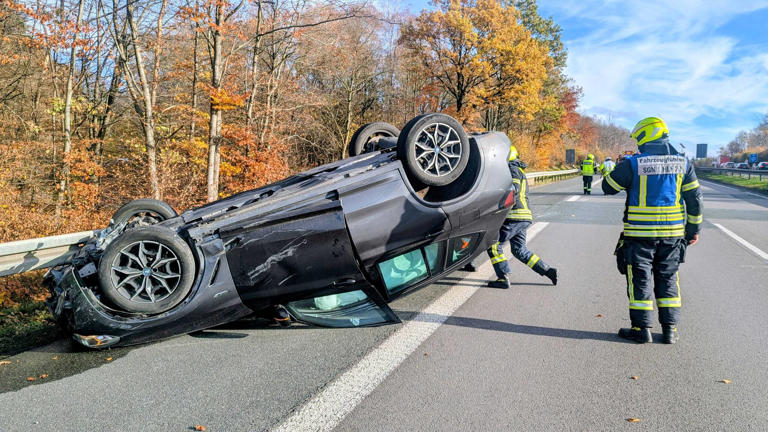Schwerer Unfall auf der A45 bei Siegen – kilometerlanger Stau (Update, mit Video)