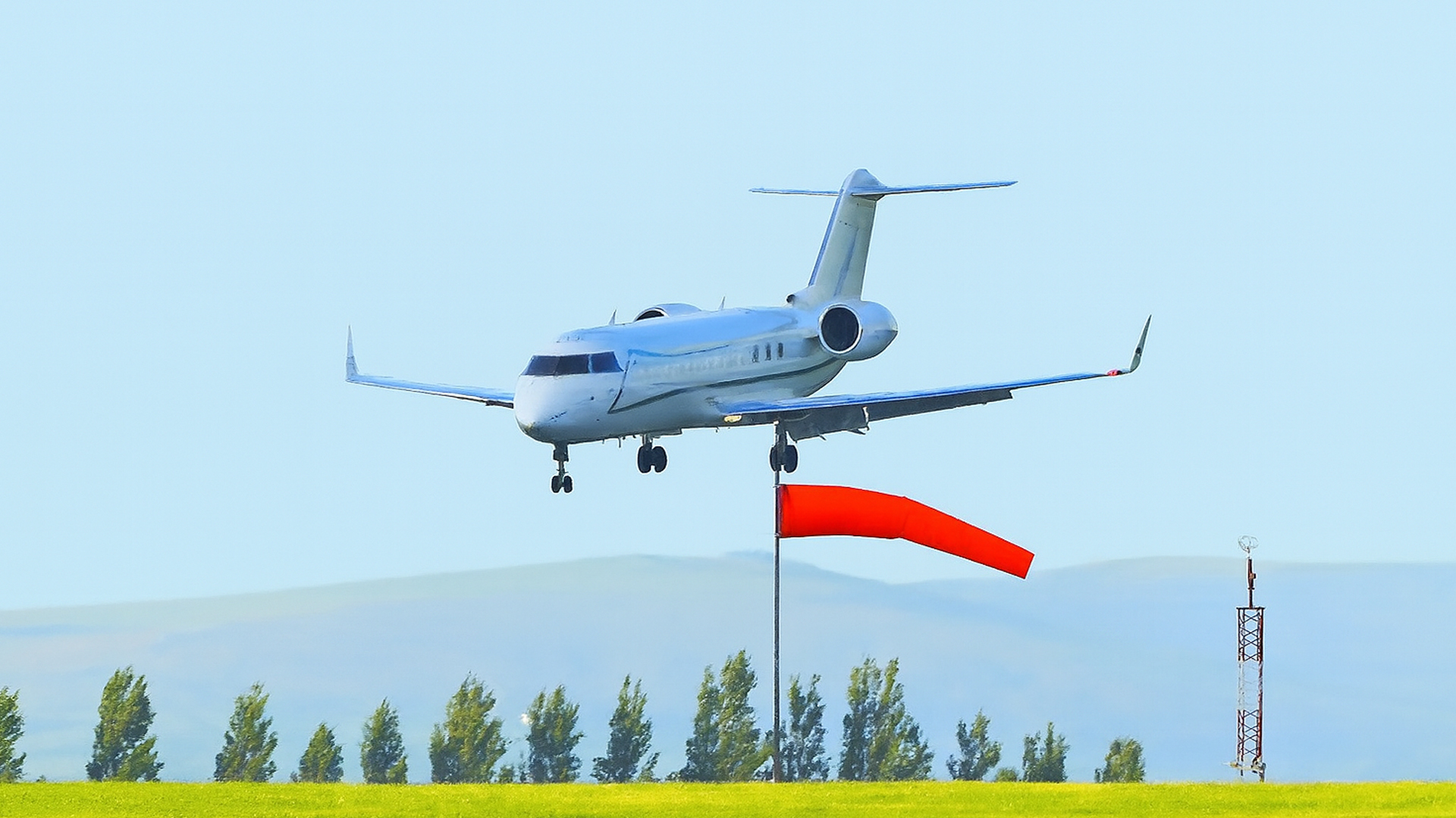 Nose-Down Landing Caught on Camera