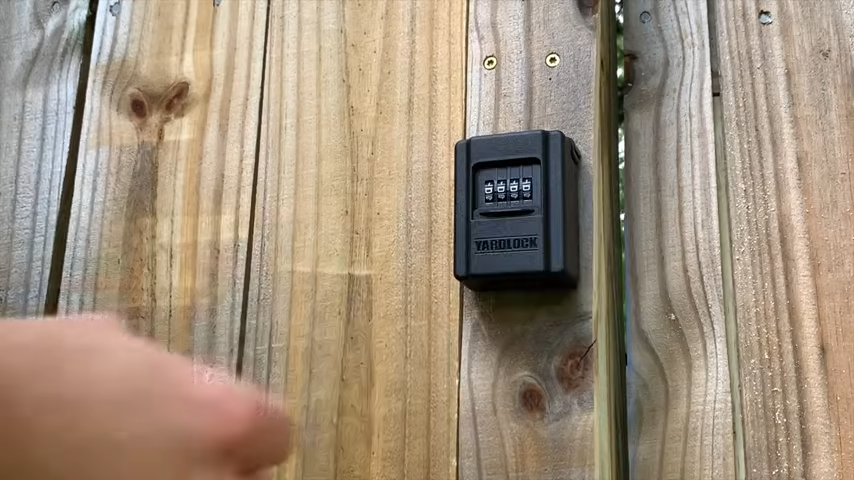 How to turn a plain fence into a functional gate entry