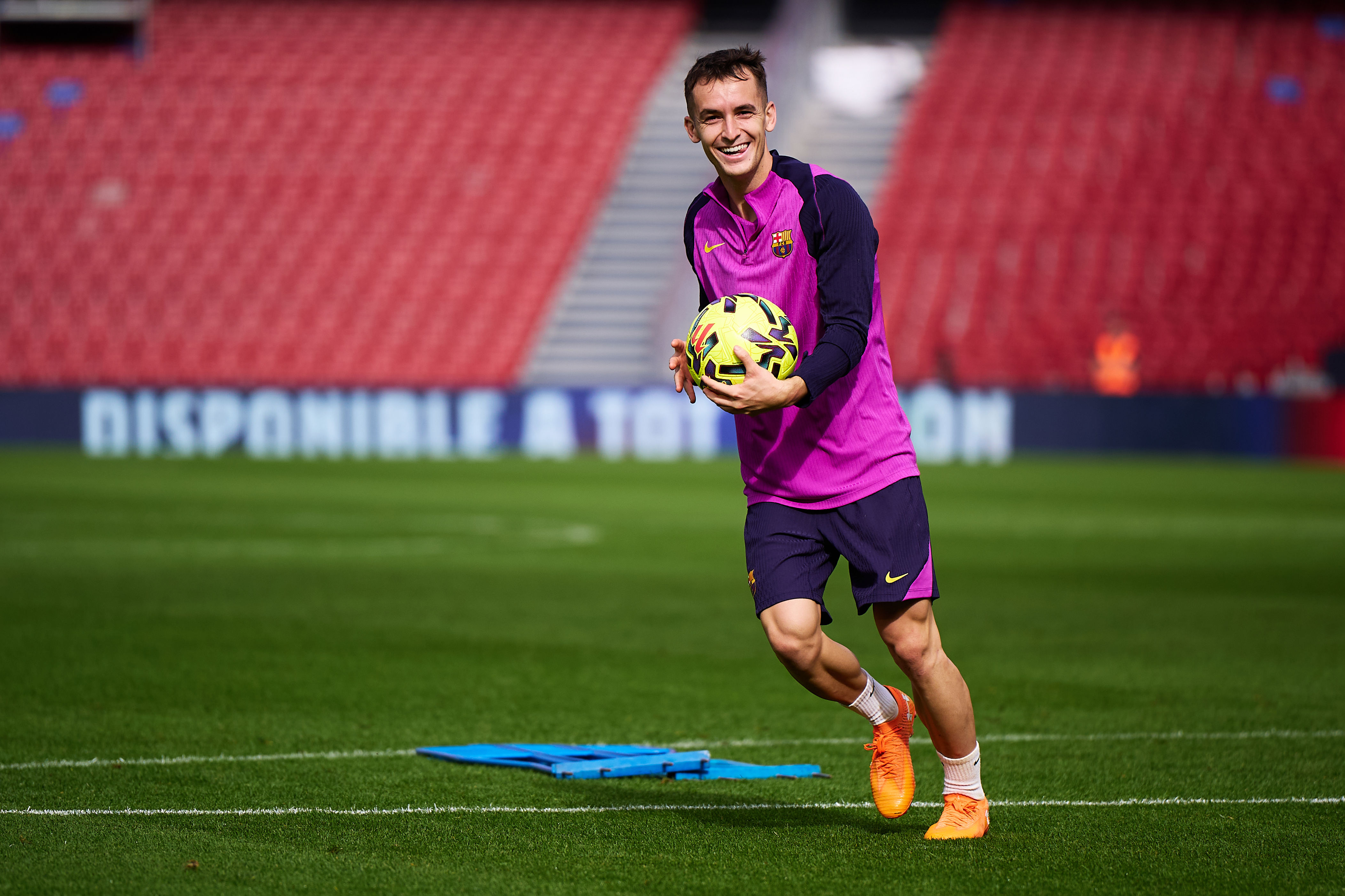 Barcelona handed positive Marc Casado update after midfielder undergoes ...