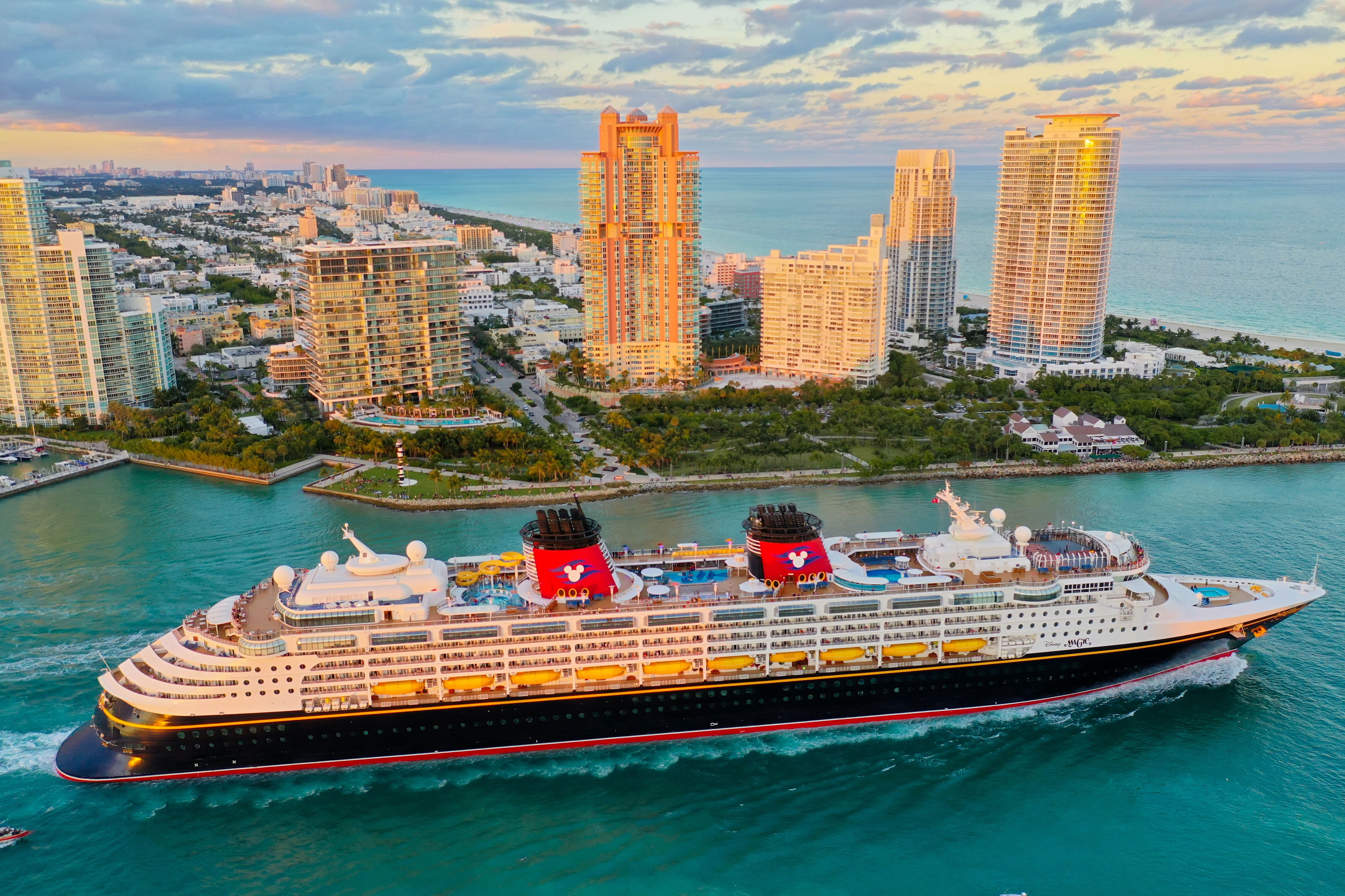 Disney Cruise Line issues statement after crew kicked out of the US ...