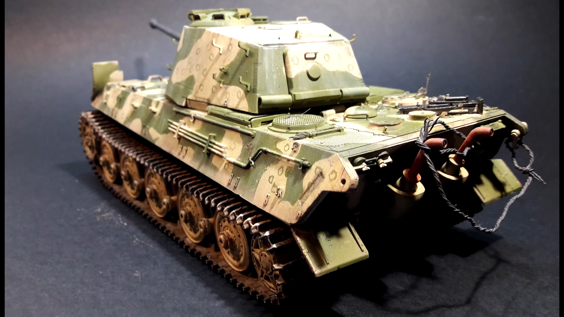 Tiger II build: Meng’s king of tanks comes to life