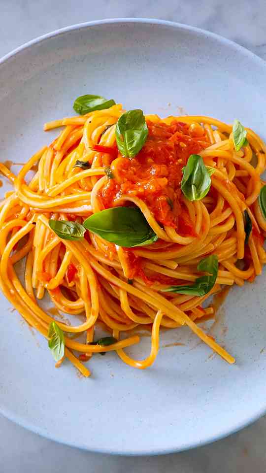 I Made the Perfect Cherry Tomato Pasta