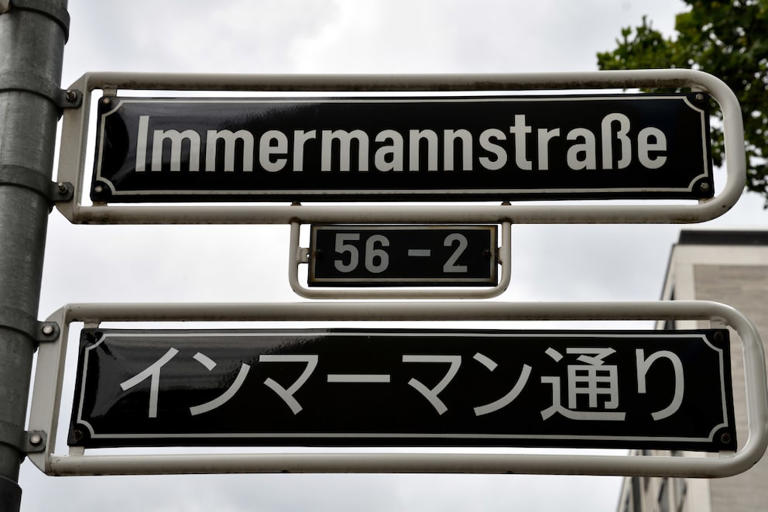 Why So Many Japanese People Live in Düsseldorf