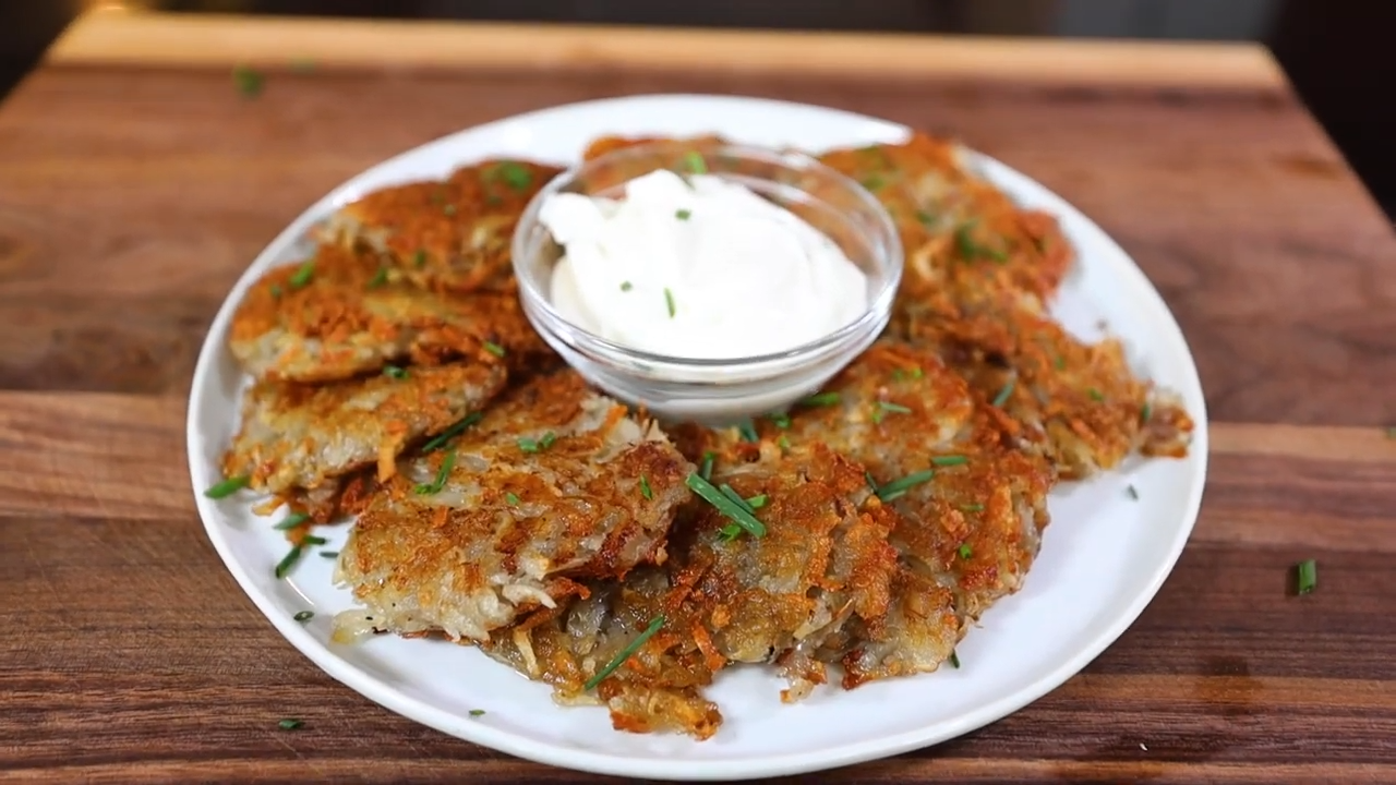 Belarusian draniki recipe: Crispy, golden, and comforting